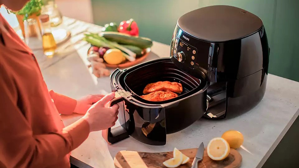 Da Philips una cottura sana e veloce grazie a Airfryer Premium XXL